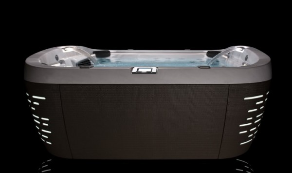 Jacuzzi J-575 - Jetzt Ausstellungsstück sichern!